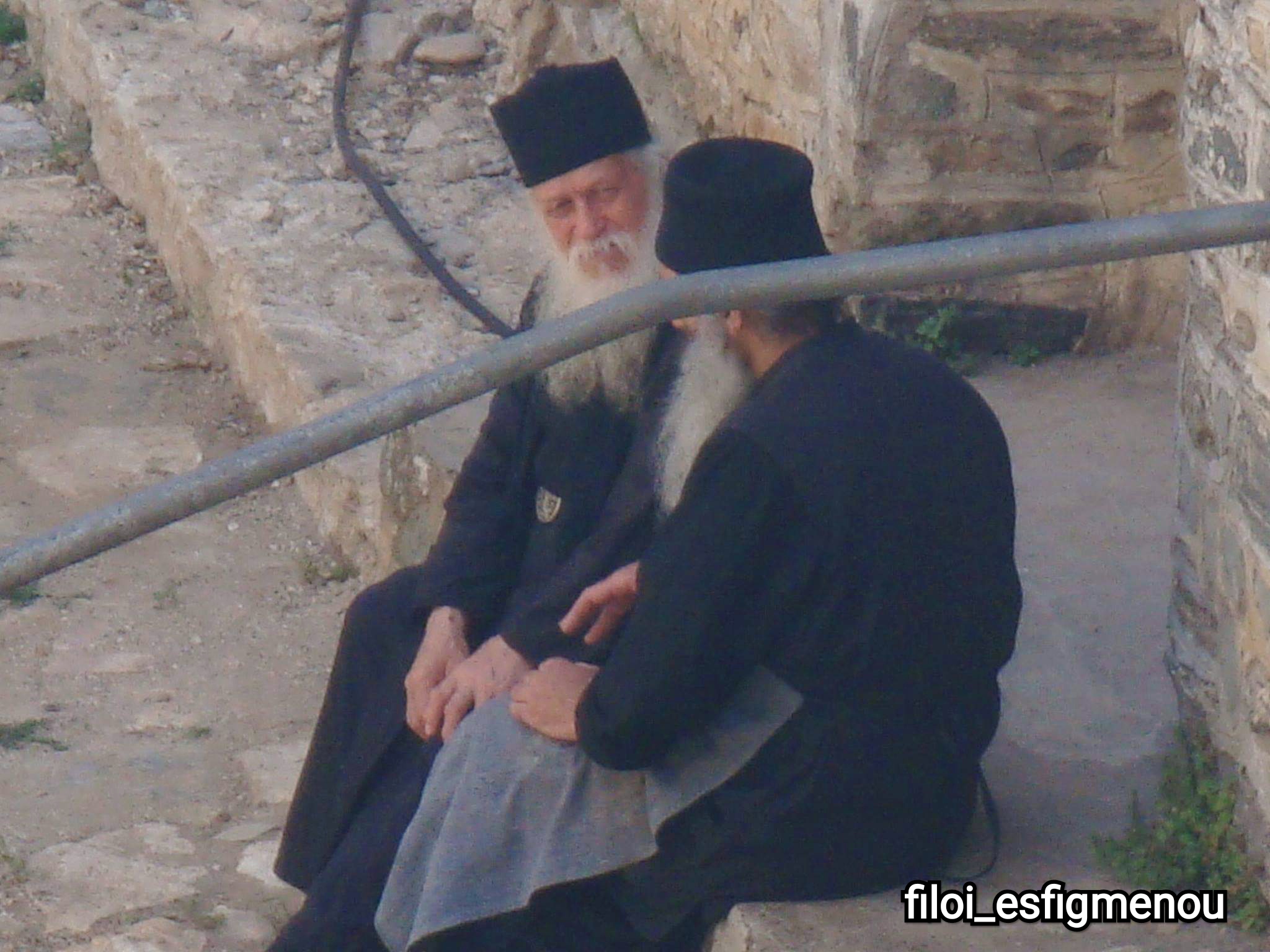 ΦΙΛΟΙ ΕΣΦΙΓΜΕΝΟΥ